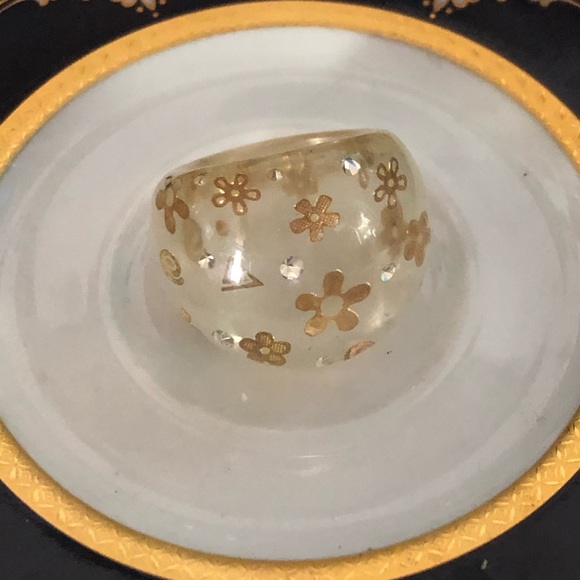 Vintage | Jewelry | Retro Lucite Bubble Ring | Poshmark